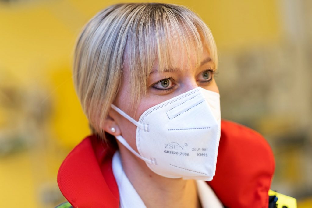 Ärmelhochkremplerin: Mit Notärztin Dr. Isabel Brenner-Kuhn in der ...