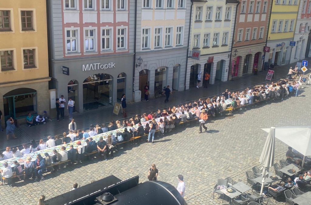 „80 Jahre danach“ – Ansbach erinnert an Robert Limpert, Krieg und ...